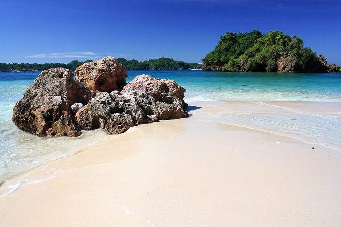 Island Hopping Travel Boat Tour Packages to Guimaras Island - Visayas